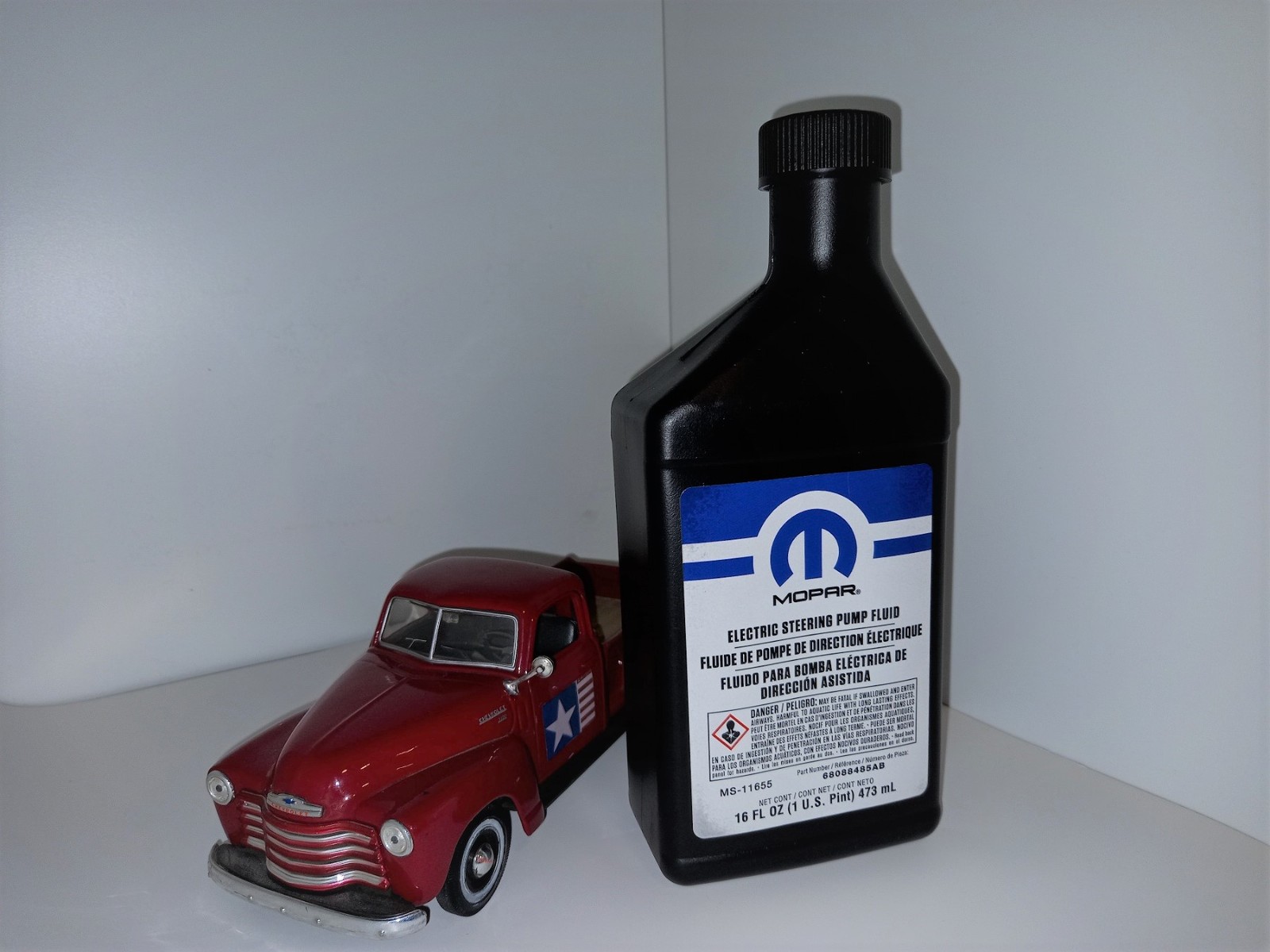 Хидравлична течност Mopar - 68088485AB - 1US Pint / 473мл.